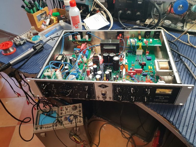 Universal Audio 6176 Compressor limiting amplifier | Zeta Services